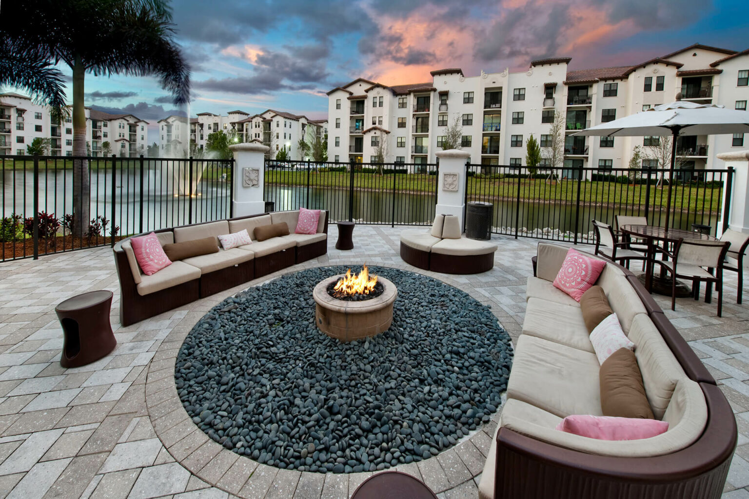 White Oak Development | Developers of Multifamily and Mixed-use Communities. – Boutique ...